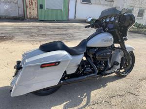 Grey Harley-Davidson Street Glide FLHX 2021 in Siauliai, with an engine capacity of 0.00 L and mileage of 16 thousand km for 16300 €, photo 6 on AUTOMOTO.COM.LV