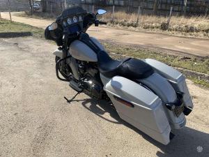 Grey Harley-Davidson Street Glide FLHX 2021 in Siauliai, with an engine capacity of 0.00 L and mileage of 16 thousand km for 16300 €, photo 9 on AUTOMOTO.COM.LV