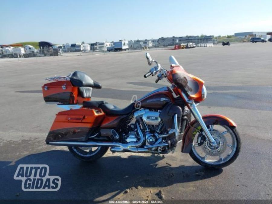 Harley-Davidson Street Glide FLHX 0 Klaipėda, ar dzinēja tilpumu 0.00 L un nobraukumu 0 tūkst. km par 7900 €, foto 12 vietnē AUTOMOTO.COM.LV