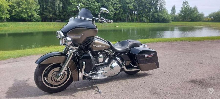 Харли-Девидсон Street Glide FLHX 2006 в Паневежис, объемом двигателя 1.45 л и пробегом 78 тыс. км за 5000 €, фото 3 на AUTOMOTO.COM.LV