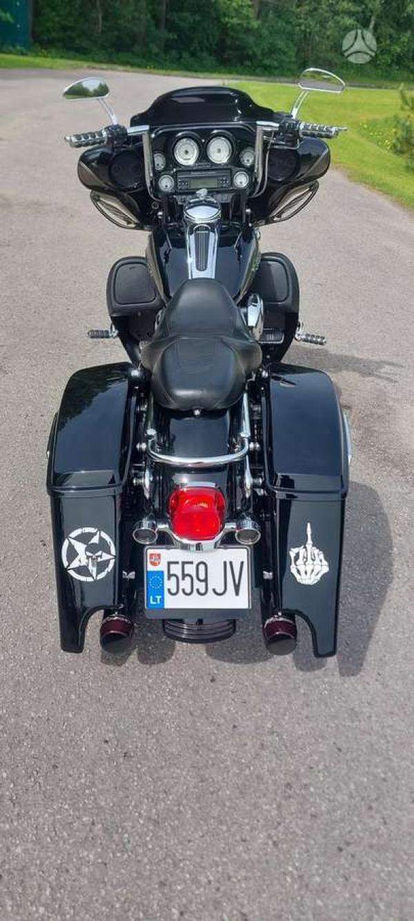 Харли-Девидсон Street Glide FLHX 2006 в Паневежис, объемом двигателя 1.45 л и пробегом 78 тыс. км за 5000 €, фото 4 на AUTOMOTO.COM.LV