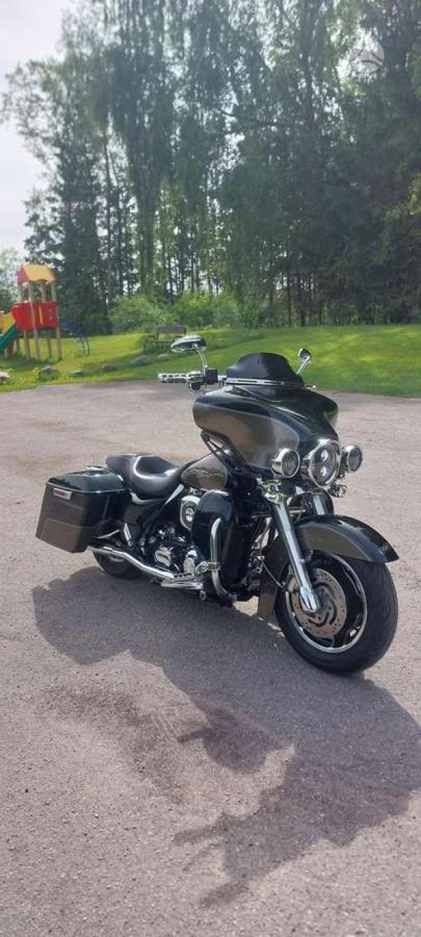 Харли-Девидсон Street Glide FLHX 2006 в Паневежис, объемом двигателя 1.45 л и пробегом 78 тыс. км за 5000 €, фото 10 на AUTOMOTO.COM.LV