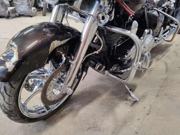 Harley-Davidson Street Glide FLHX 2011 in Siauliai, with an engine capacity of 1.69 L and mileage of 50 thousand km for 4550 €, photo 11 on AUTOMOTO.COM.LV
