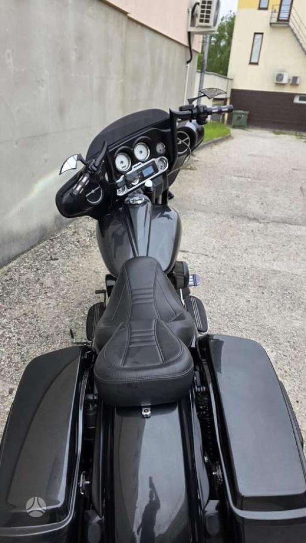 Харли-Девидсон Street Glide FLHX 2012 в Вильнюс, объемом двигателя 1.69 л и пробегом 71 тыс. км за 8500 €, фото 1 на AUTOMOTO.COM.LV