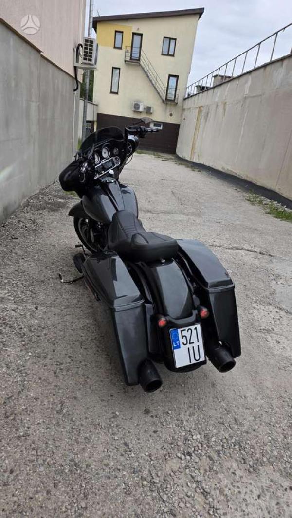Харли-Девидсон Street Glide FLHX 2012 в Вильнюс, объемом двигателя 1.69 л и пробегом 71 тыс. км за 8500 €, фото 7 на AUTOMOTO.COM.LV