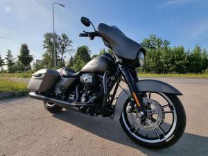 Harley-Davidson Street Glide FLHX 2014 Šauļi, ar dzinēja tilpumu 1.70 L un nobraukumu 50 tūkst. km par 11150 €, foto  vietnē AUTOMOTO.COM.LV