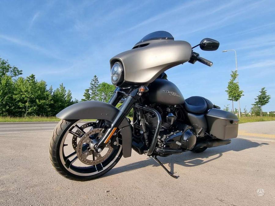 Харли-Девидсон Street Glide FLHX 2014 в Шяуляй, объемом двигателя 1.70 л и пробегом 50 тыс. км за 11150 €, фото 7 на AUTOMOTO.COM.LV