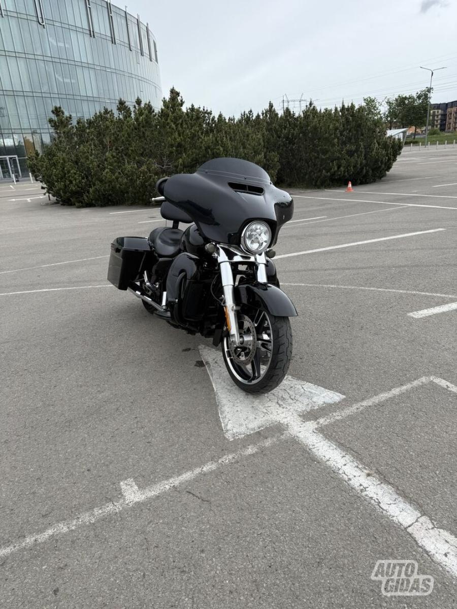 Харли-Девидсон Street Glide FLHX 2014 в Шяуляй, объемом двигателя 0.00 л и пробегом 0 тыс. км за 9550 €, фото 4 на AUTOMOTO.COM.LV