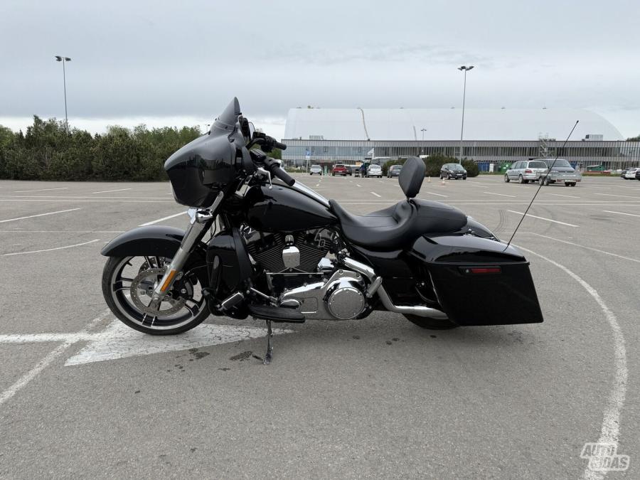 Харли-Девидсон Street Glide FLHX 2014 в Шяуляй, объемом двигателя 0.00 л и пробегом 0 тыс. км за 9550 €, фото 16 на AUTOMOTO.COM.LV