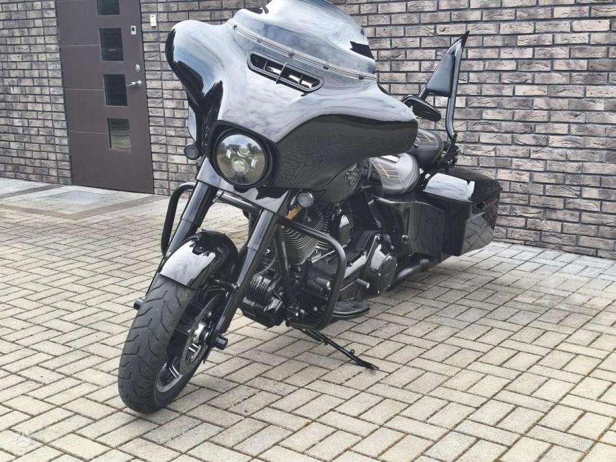 Harley-Davidson Street Glide FLHX 2014 Jonava, ar dzinēja tilpumu 1.75 L un nobraukumu 22 tūkst. km par 10400 €, foto 8 vietnē AUTOMOTO.COM.LV