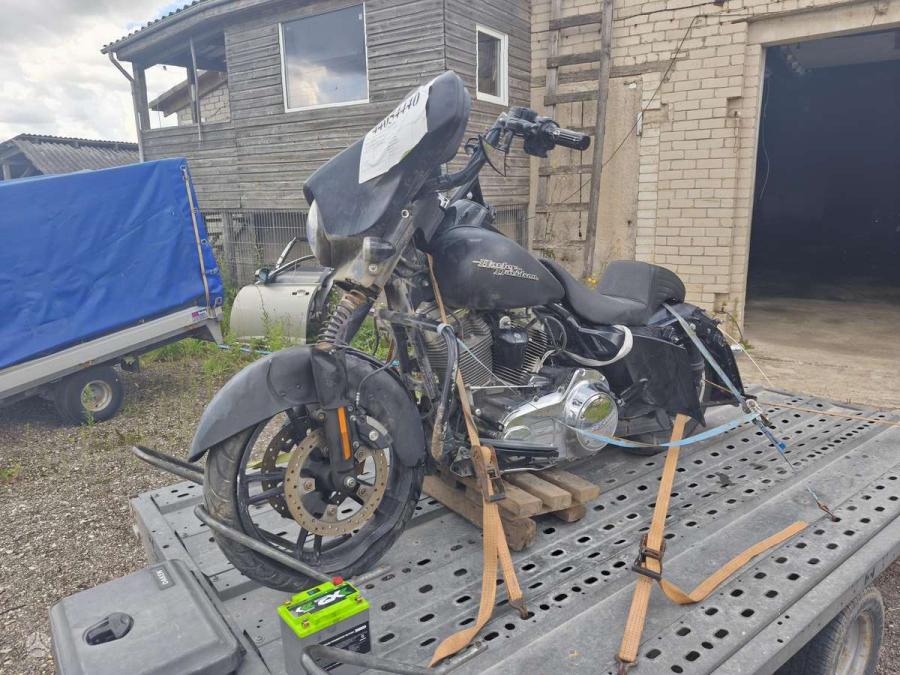 Харли-Девидсон Street Glide FLHX 2014 в Паневежис, объемом двигателя 1.70 л и пробегом 71 тыс. км за 6300 €, фото 3 на AUTOMOTO.COM.LV