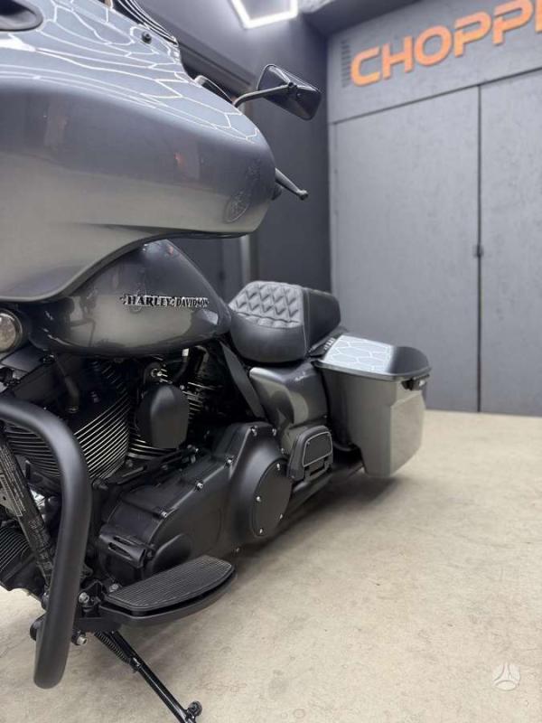 Harley-Davidson Street Glide FLHX 2014 in Siauliai, with an engine capacity of 0.00 L and mileage of 18 thousand km for 12500 €, photo 5 on AUTOMOTO.COM.LV