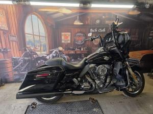 Harley-Davidson Street Glide FLHX 2014 in Jonava, with an engine capacity of 1.70 L and mileage of 38 thousand km for 9500 €, photo 3 on AUTOMOTO.COM.LV