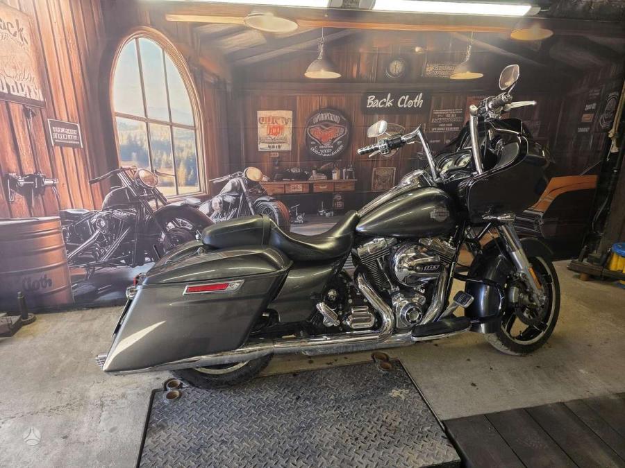 Harley-Davidson Street Glide FLHX 2014 in Jonava, with an engine capacity of 1.70 L and mileage of 38 thousand km for 9500 €, photo 14 on AUTOMOTO.COM.LV