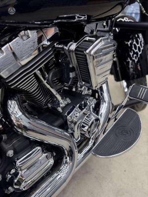 Харли-Девидсон Street Glide FLHX 2014 в Шяуляй, объемом двигателя 1.69 л и пробегом 27 тыс. км за 11800 €, фото 4 на AUTOMOTO.COM.LV