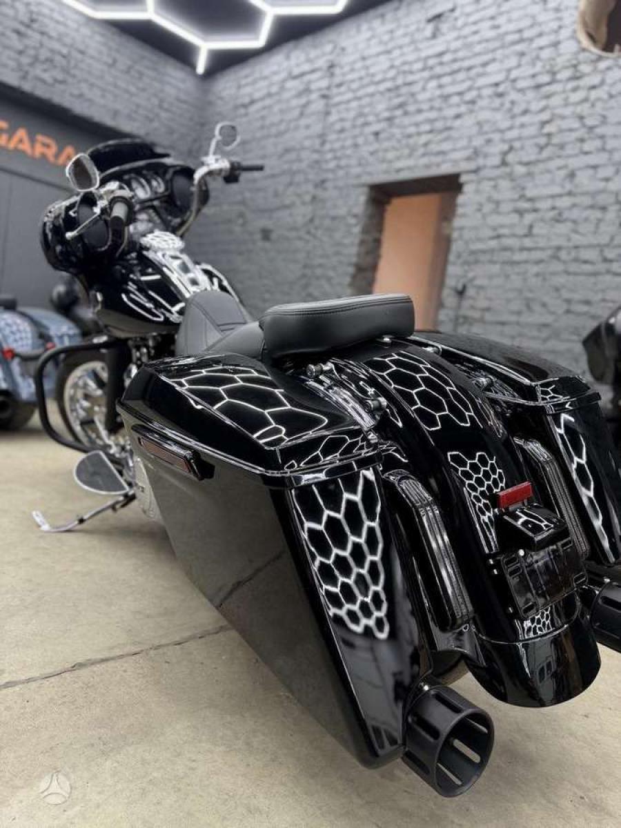 Харли-Девидсон Street Glide FLHX 2014 в Шяуляй, объемом двигателя 1.69 л и пробегом 27 тыс. км за 11800 €, фото 6 на AUTOMOTO.COM.LV