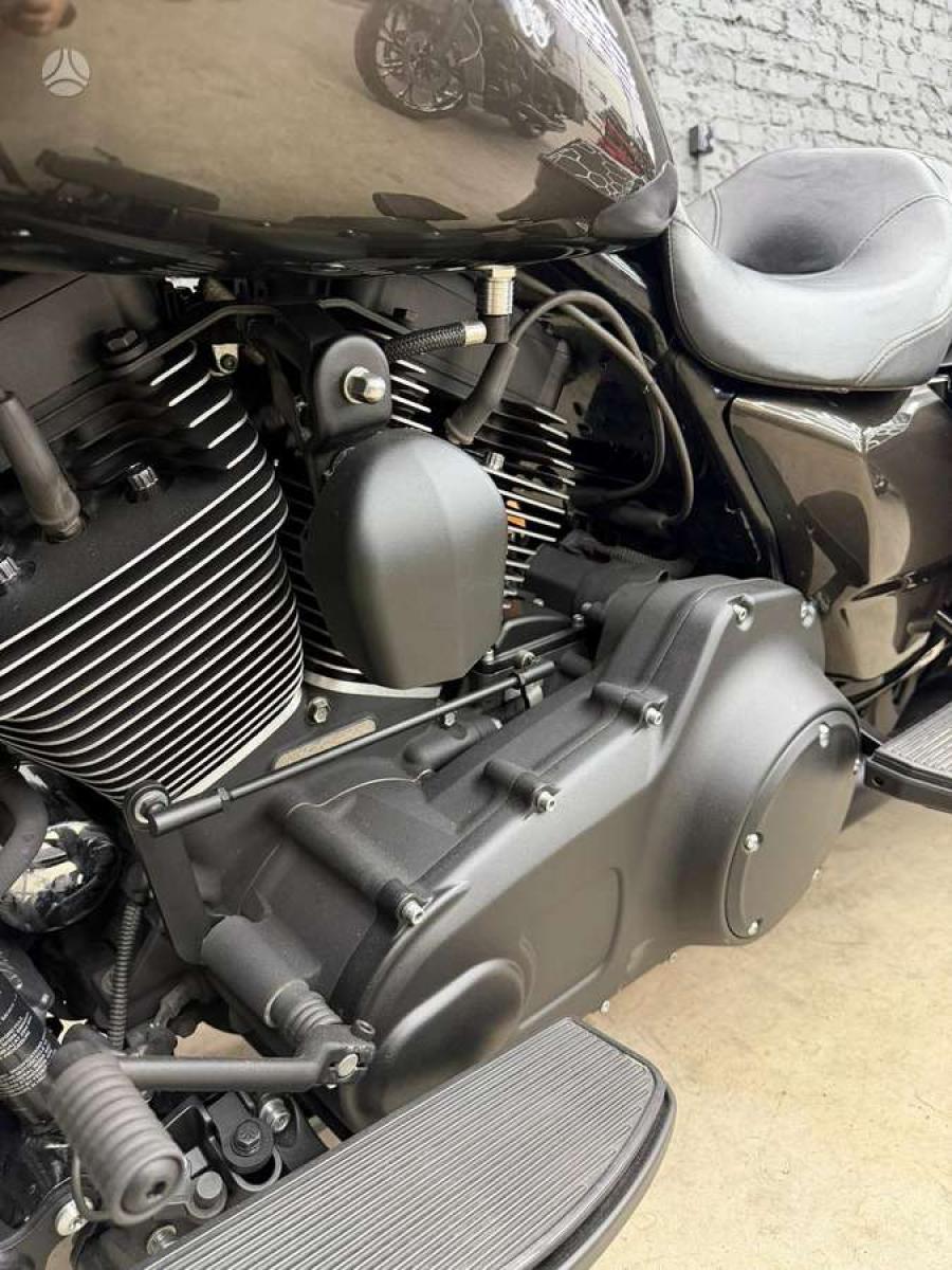 Harley-Davidson Street Glide FLHX 2014 Šauļi, ar dzinēja tilpumu 1.69 L un nobraukumu 21 tūkst. km par 11850 €, foto 6 vietnē AUTOMOTO.COM.LV