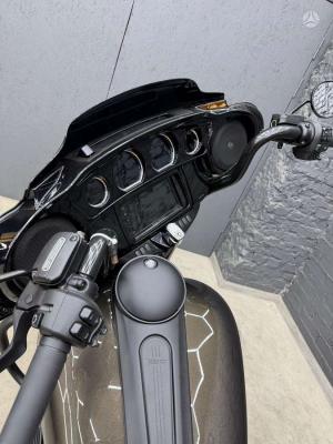 Harley-Davidson Street Glide FLHX 2014 Šauļi, ar dzinēja tilpumu 1.69 L un nobraukumu 21 tūkst. km par 11850 €, foto 9 vietnē AUTOMOTO.COM.LV