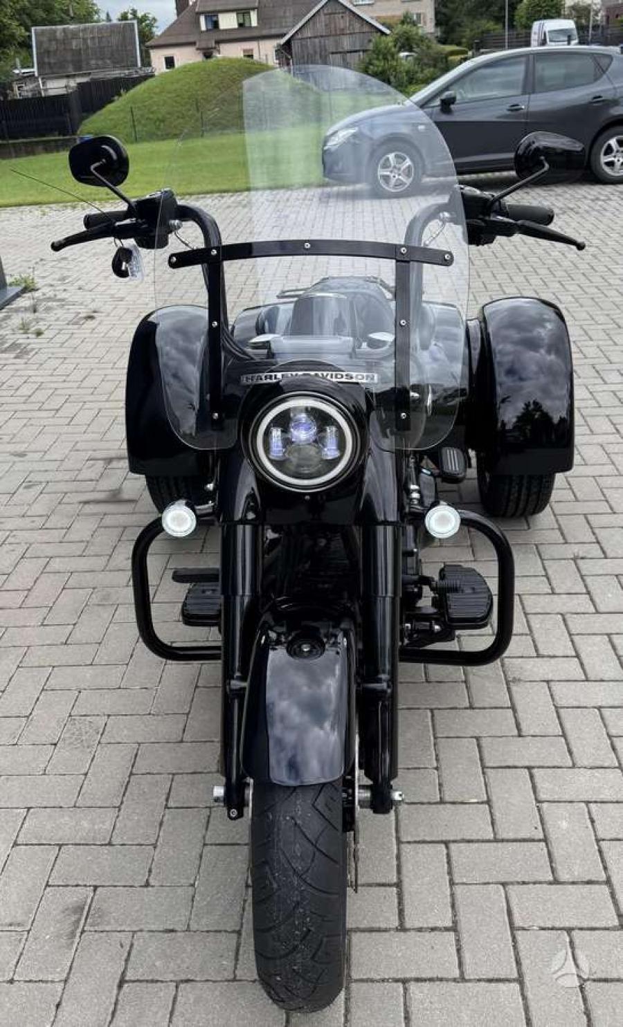 Харли-Девидсон Street Glide FLHX 2015 в Тельшяй, объемом двигателя 0.00 л и пробегом 65 тыс. км за 13800 €, фото 1 на AUTOMOTO.COM.LV