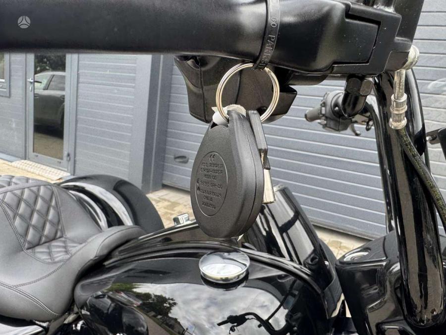 Харли-Девидсон Street Glide FLHX 2015 в Тельшяй, объемом двигателя 0.00 л и пробегом 65 тыс. км за 13800 €, фото 9 на AUTOMOTO.COM.LV