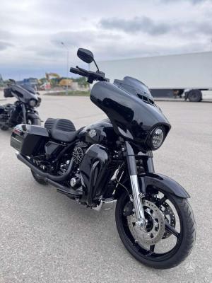 Харли-Девидсон Street Glide FLHX 2016 в Каунас, объемом двигателя 1.92 л и пробегом 29 тыс. км за 13500 €, фото 3 на AUTOMOTO.COM.LV