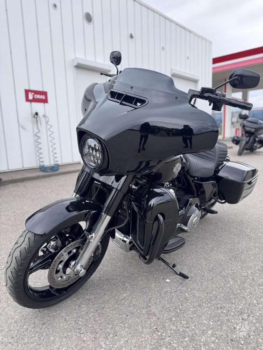 Харли-Девидсон Street Glide FLHX 2016 в Каунас, объемом двигателя 1.92 л и пробегом 29 тыс. км за 13500 €, фото 4 на AUTOMOTO.COM.LV