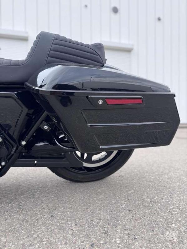Harley-Davidson Street Glide FLHX 2016 in Kaunas, with an engine capacity of 1.92 L and mileage of 29 thousand km for 13500 €, photo 5 on AUTOMOTO.COM.LV