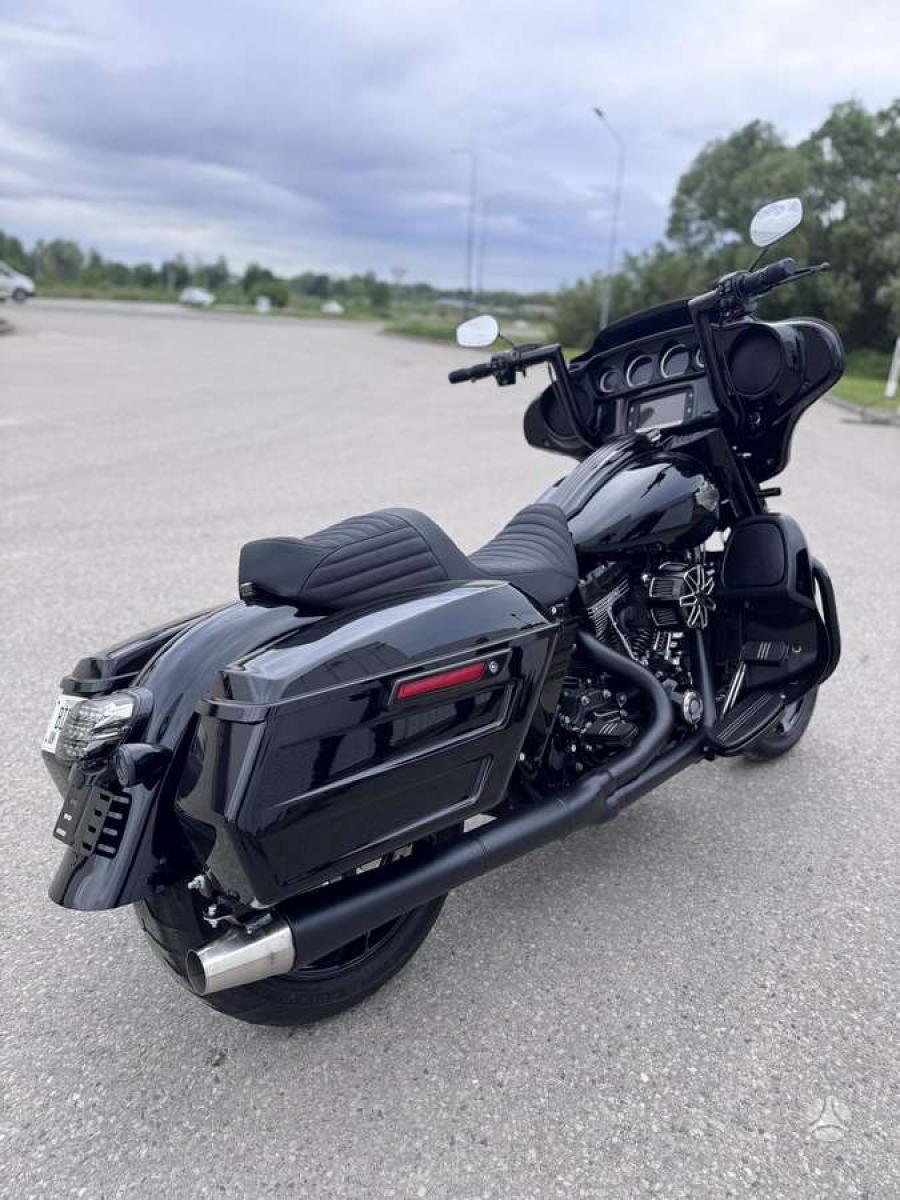 Харли-Девидсон Street Glide FLHX 2016 в Каунас, объемом двигателя 1.92 л и пробегом 29 тыс. км за 13500 €, фото 10 на AUTOMOTO.COM.LV