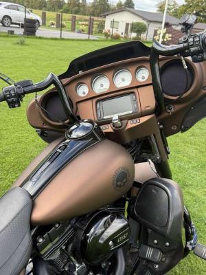 Харли-Девидсон Street Glide FLHX 2016 в Тракай, объемом двигателя 1.69 л и пробегом 47 тыс. км за 12200 €, фото 10 на AUTOMOTO.COM.LV