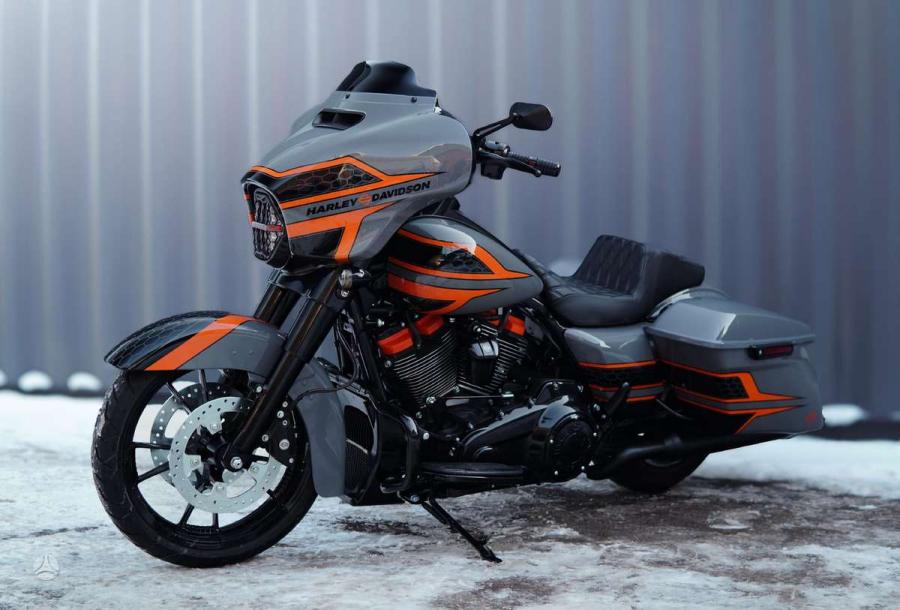 Harley-Davidson Street Glide FLHX 2017 Kauņa, ar dzinēja tilpumu 1.75 L un nobraukumu 5 tūkst. km par 17222 €, foto 10 vietnē AUTOMOTO.COM.LV
