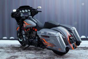 Harley-Davidson Street Glide FLHX 2017 Kauņa, ar dzinēja tilpumu 1.75 L un nobraukumu 5 tūkst. km par 17222 €, foto 14 vietnē AUTOMOTO.COM.LV