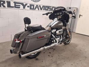 Harley-Davidson Street Glide FLHX 2018 Radviliškis, ar dzinēja tilpumu 1.75 L un nobraukumu 29 tūkst. km par 9600 €, foto 3 vietnē AUTOMOTO.COM.LV