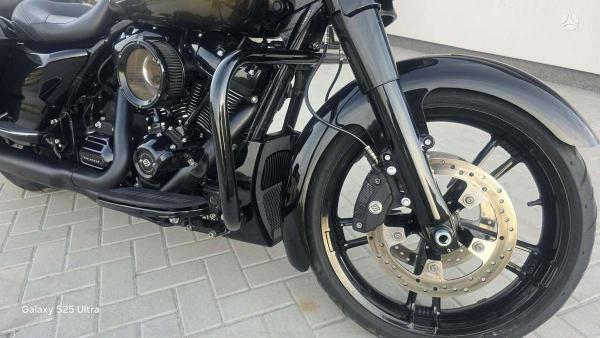 Harley-Davidson Street Glide FLHX 2018 Šauļi, ar dzinēja tilpumu 1.80 L un nobraukumu 12 tūkst. km par 13999 €, foto 3 vietnē AUTOMOTO.COM.LV