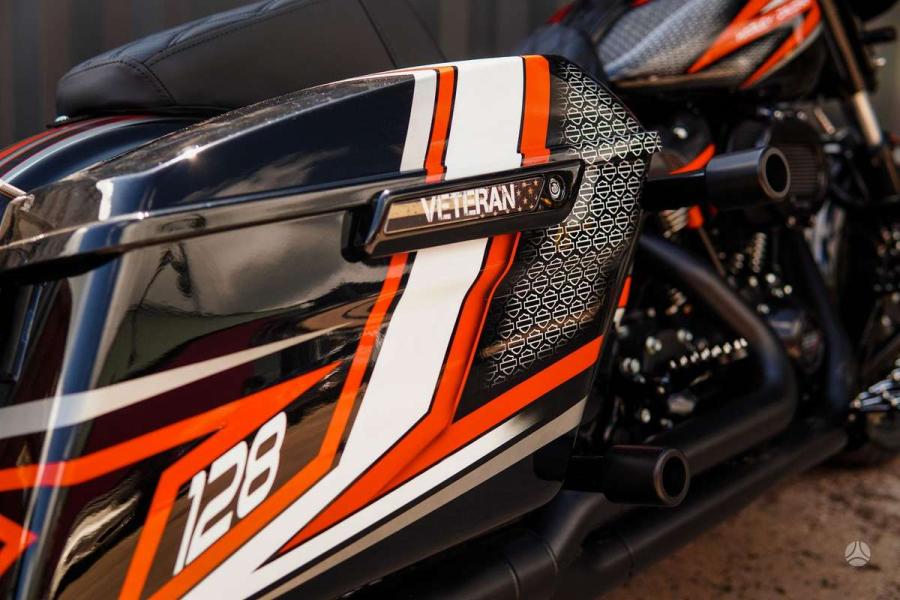 Харли-Девидсон Street Glide FLHX 2018 в Каунас, объемом двигателя 2.10 л и пробегом 16 тыс. км за 24999 €, фото 4 на AUTOMOTO.COM.LV