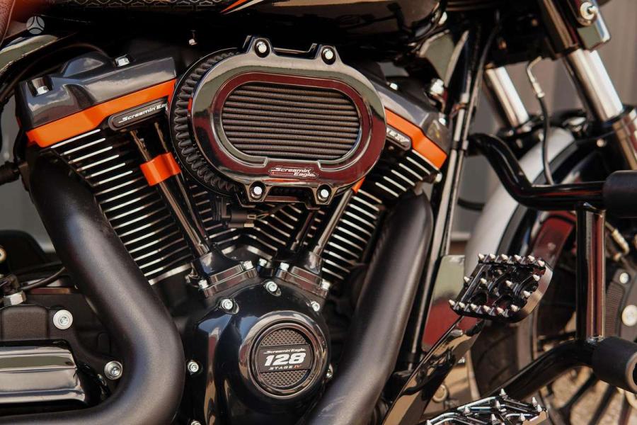 Харли-Девидсон Street Glide FLHX 2018 в Каунас, объемом двигателя 2.10 л и пробегом 16 тыс. км за 24999 €, фото 7 на AUTOMOTO.COM.LV