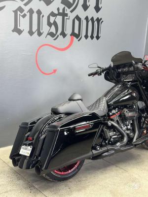 Harley-Davidson Street Glide FLHX 2018 in Kaunas, with an engine capacity of 1.93 L and mileage of 6 thousand km for 15500 €, photo 7 on AUTOMOTO.COM.LV