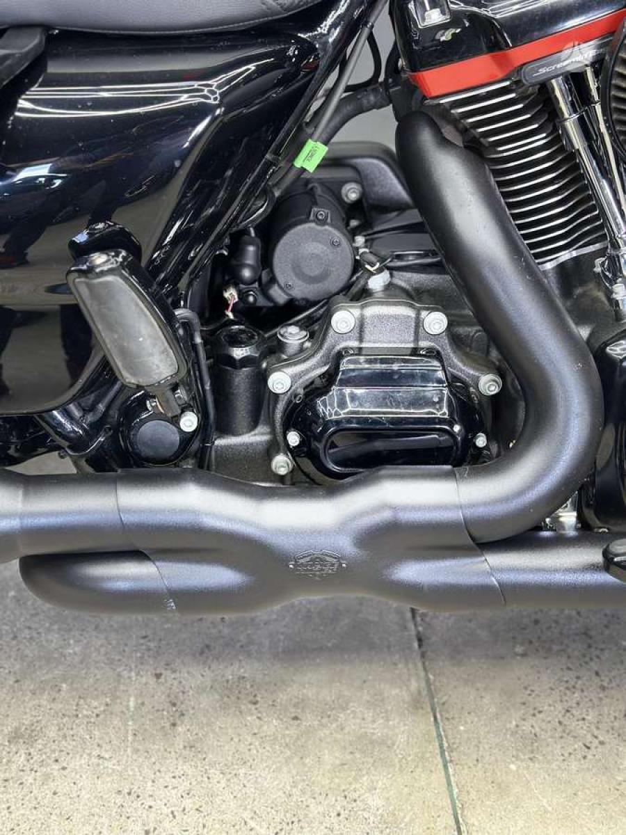 Harley-Davidson Street Glide FLHX 2018 in Kaunas, with an engine capacity of 1.93 L and mileage of 6 thousand km for 15500 €, photo 8 on AUTOMOTO.COM.LV