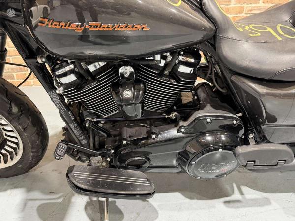 Харли-Девидсон Street Glide FLHX 2019 в Каунас, объемом двигателя 2.20 л и пробегом 3 тыс. км за 13000 €, фото 3 на AUTOMOTO.COM.LV