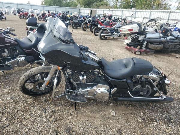 Harley-Davidson Street Glide FLHX 2019 Šauļi, ar dzinēja tilpumu 1.75 L un nobraukumu 31 tūkst. km par 7496 €, foto 4 vietnē AUTOMOTO.COM.LV