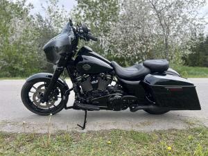 Harley-Davidson Street Glide FLHX 2019 in Siauliai, with an engine capacity of 1.75 L and mileage of 11 thousand km for 13999 €, photo 5 on AUTOMOTO.COM.LV