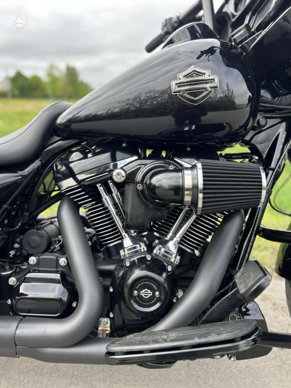 Харли-Девидсон Street Glide FLHX 2019 в Шяуляй, объемом двигателя 1.75 л и пробегом 11 тыс. км за 13999 €, фото 9 на AUTOMOTO.COM.LV