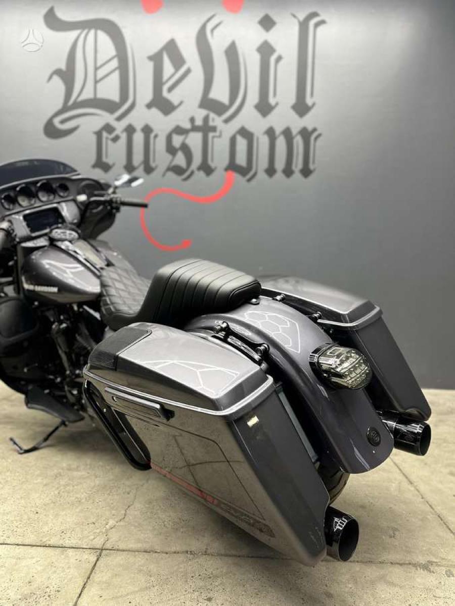Harley-Davidson Street Glide FLHX 2020 in Kaunas, with an engine capacity of 1.90 L and mileage of 6 thousand km for 22900 €, photo 8 on AUTOMOTO.COM.LV