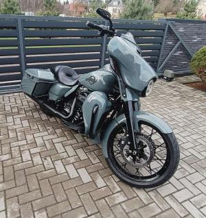 Harley-Davidson Street Glide FLHX 2020 in Prienai, with an engine capacity of 1.87 L and mileage of 24 thousand km for 17500 €, photo  on AUTOMOTO.COM.LV
