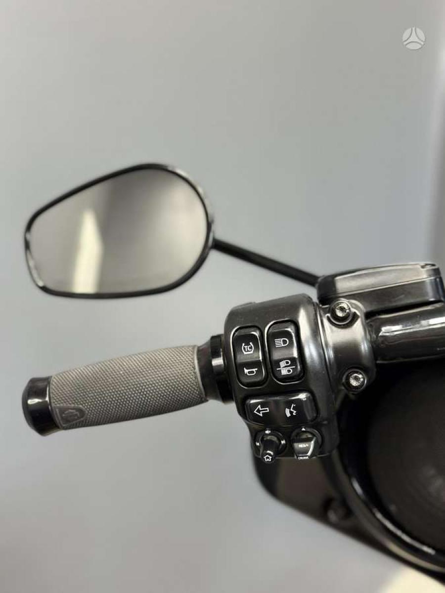 Harley-Davidson Street Glide FLHX 2020 in Kaunas, with an engine capacity of 1.86 L and mileage of 13 thousand km for 16600 €, photo 11 on AUTOMOTO.COM.LV