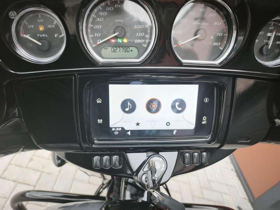 Harley-Davidson Street Glide FLHX 2020 in Siauliai, with an engine capacity of 1.80 L and mileage of 28 thousand km for 14900 €, photo 9 on AUTOMOTO.COM.LV