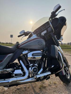 Harley-Davidson Street Glide FLHX 2020 in Vilnius, with an engine capacity of 1.87 L and mileage of 32 thousand km for 19990 €, photo 9 on AUTOMOTO.COM.LV