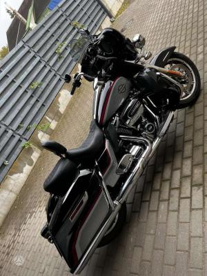 Harley-Davidson Street Glide FLHX 2020 in Vilnius, with an engine capacity of 1.87 L and mileage of 32 thousand km for 19990 €, photo 15 on AUTOMOTO.COM.LV