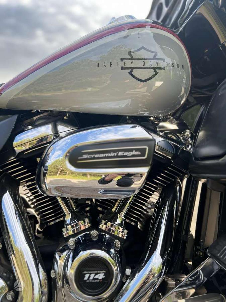 Harley-Davidson Street Glide FLHX 2020 in Vilnius, with an engine capacity of 1.87 L and mileage of 32 thousand km for 19990 €, photo 25 on AUTOMOTO.COM.LV