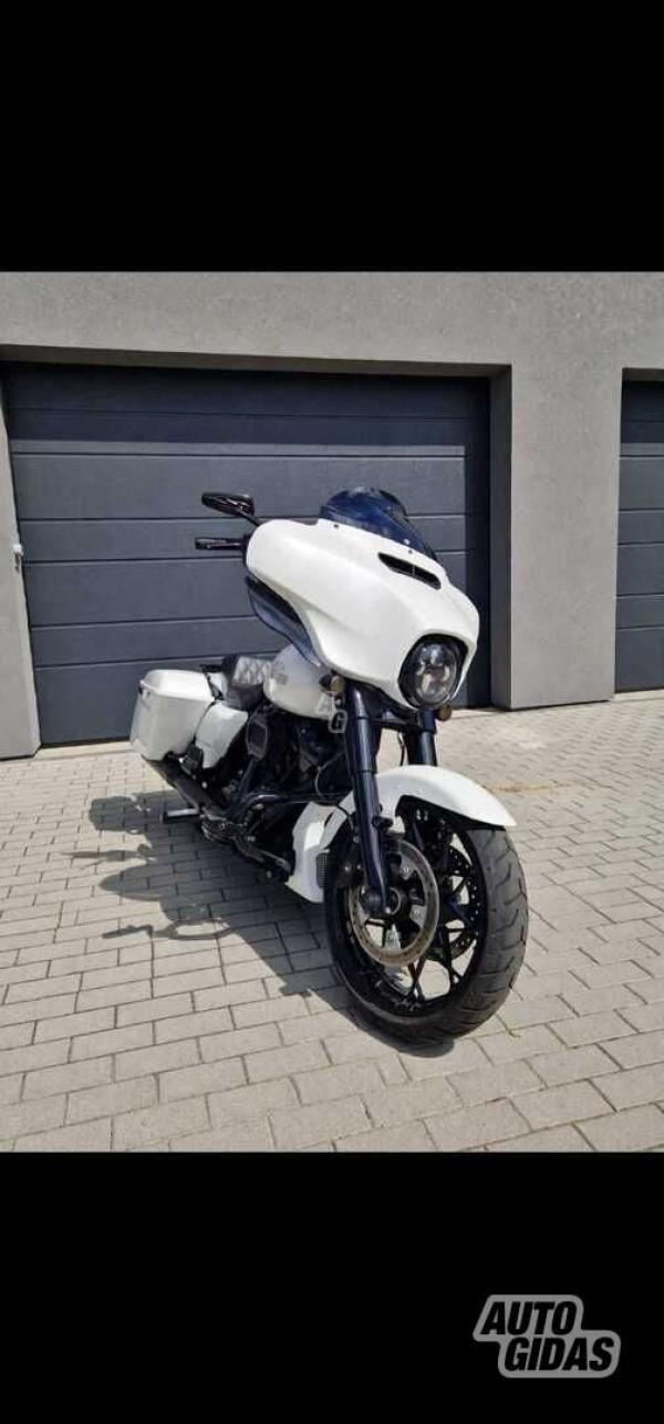 Harley-Davidson Street Glide FLHX 2020 Kauņa, ar dzinēja tilpumu 0.00 L un nobraukumu 0 tūkst. km par 20000 €, foto 4 vietnē AUTOMOTO.COM.LV