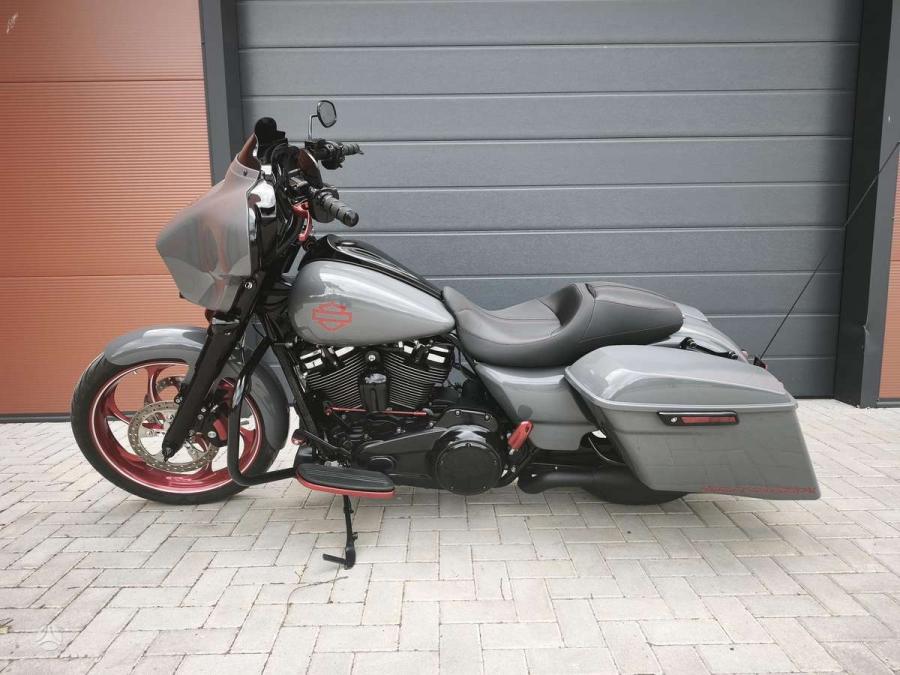 Harley-Davidson Street Glide FLHX 2020 Šauļi, ar dzinēja tilpumu 1.80 L un nobraukumu 28 tūkst. km par 14300 €, foto 4 vietnē AUTOMOTO.COM.LV